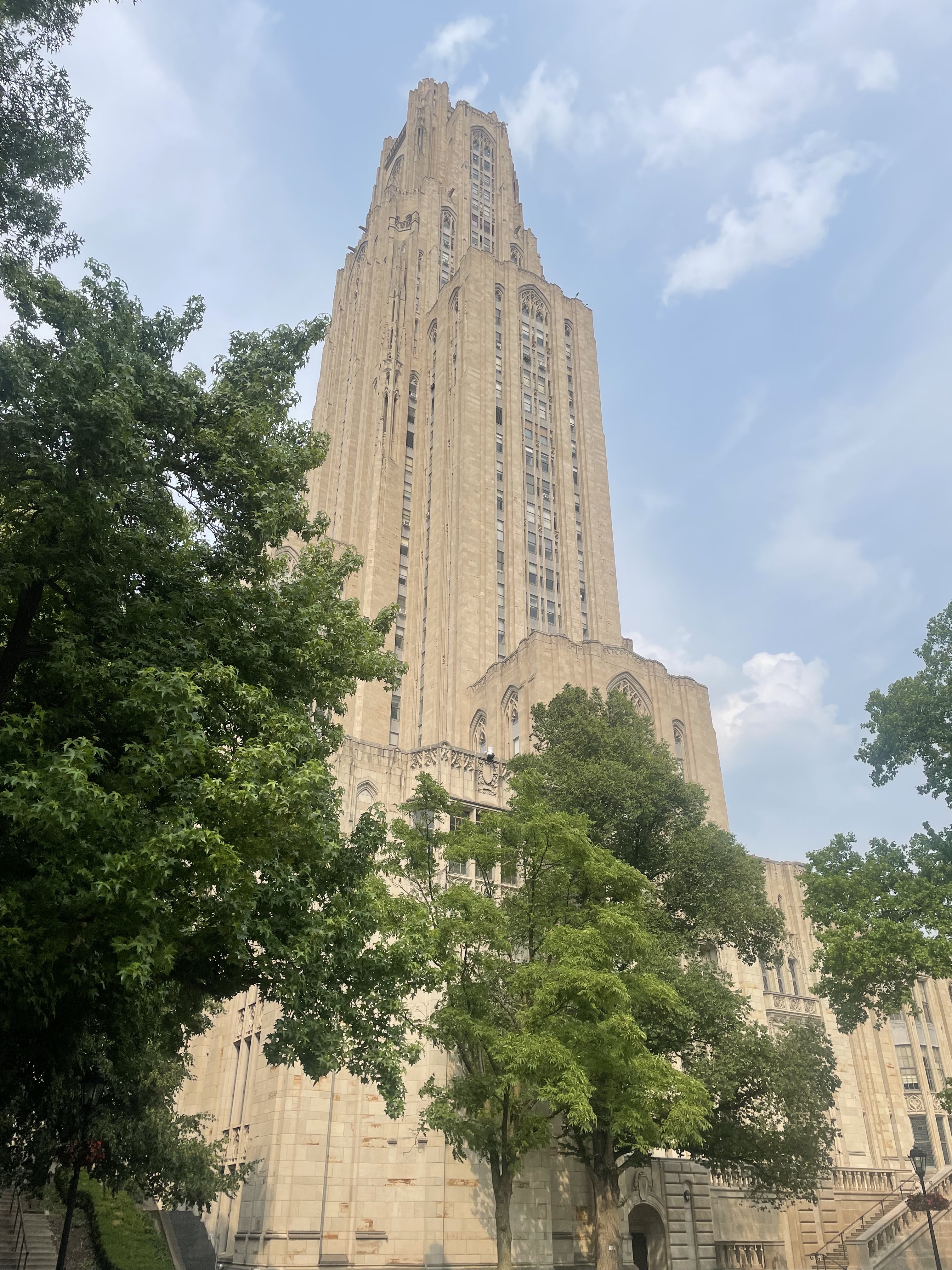 Visiting Pittsburgh, Pennsylvania – World Class Hugs