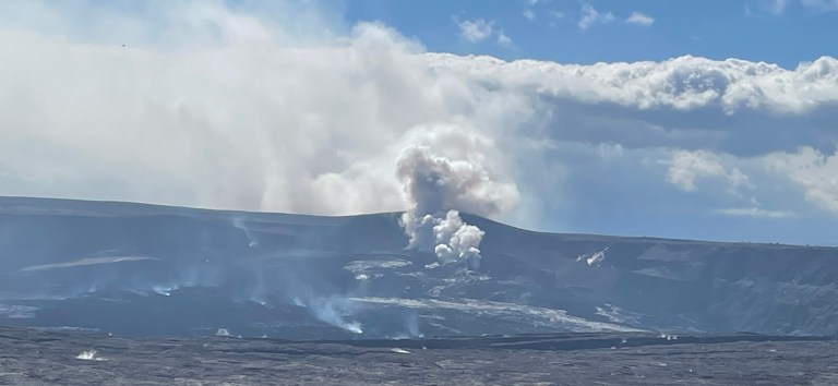 The Volcanoes of Hawaii, Part 2: Hawaii Volcanoes National Park – World ...